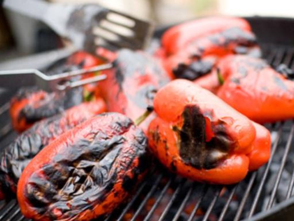 Poivrons rouges grillés : Recette de Poivrons rouges grillés - aufeminin
