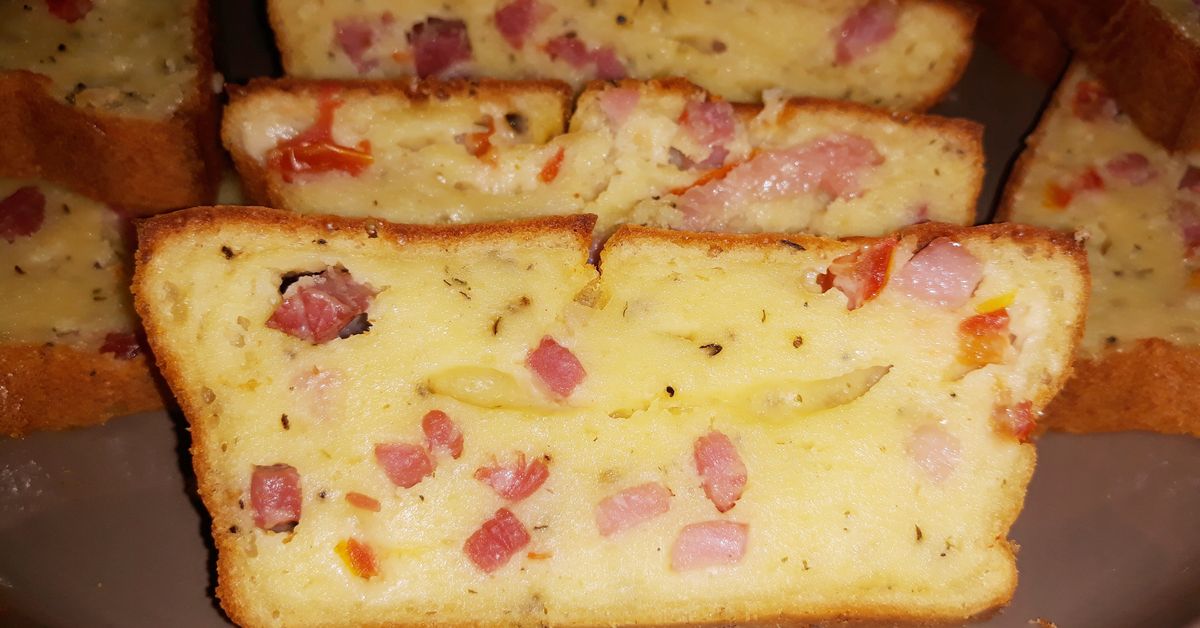 Cake salé au boursin et aux lardons : recette de Cake salé au boursin ...
