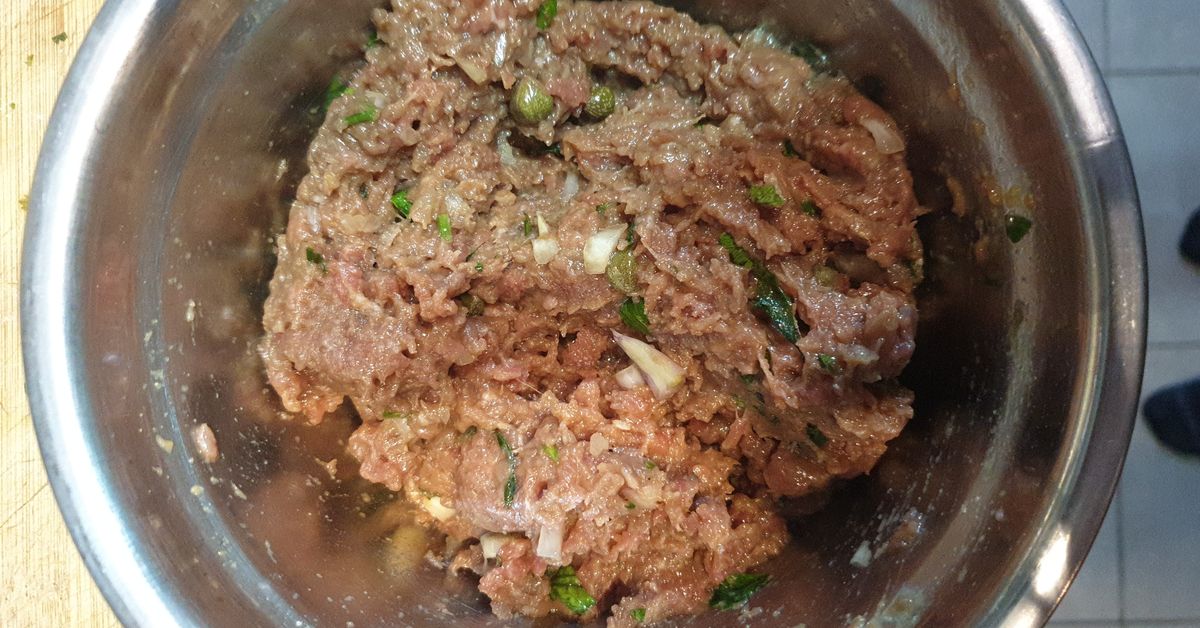 Filet au boeuf flamand / américain (Belgique) : recette de Filet au ...
