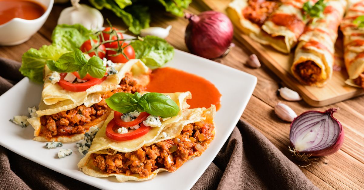 Crêpes farcies sauce bolognaise : recette de Crêpes farcies sauce ...