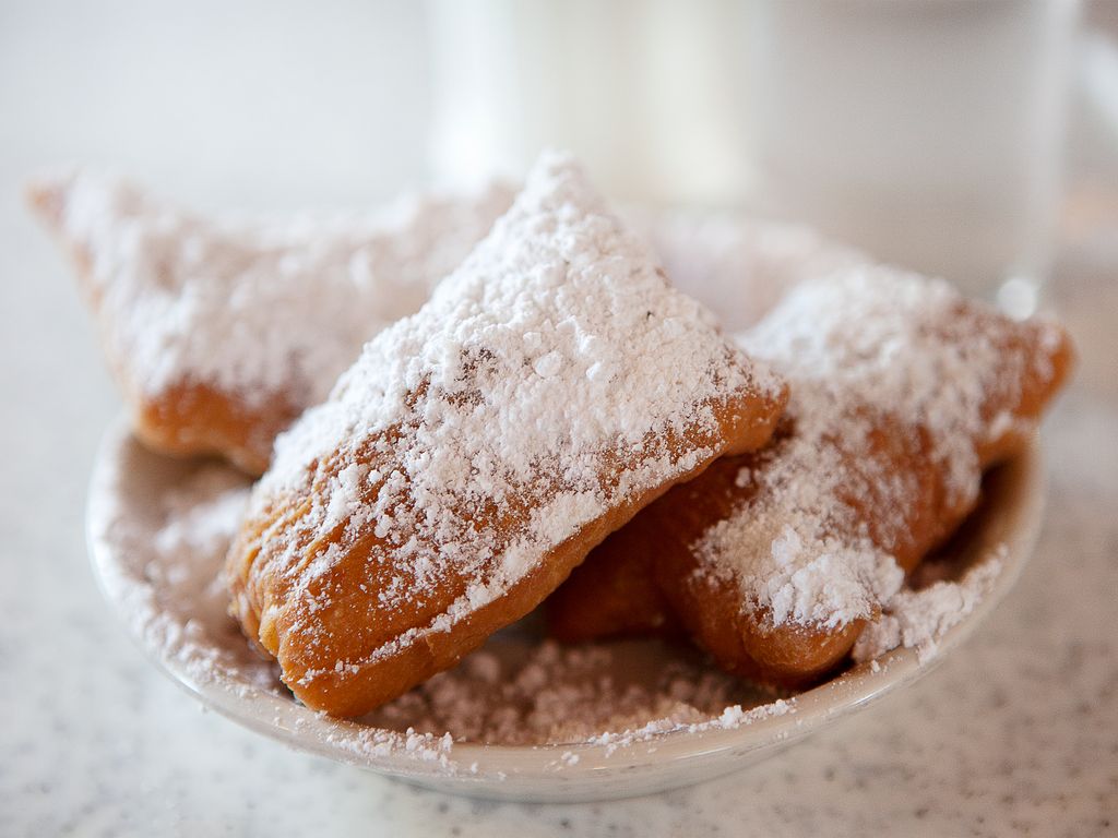Beignets de carnaval à l'eau de vie : Recette de Beignets de carnaval à ...