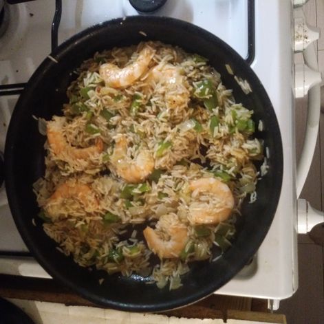Riz aux crevettes et oignons : Recette de Riz aux crevettes et oignons ...