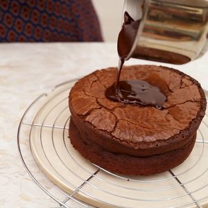 Gâteau d'anniversaire au chocolat : Recette de Gâteau d'anniversaire au ...