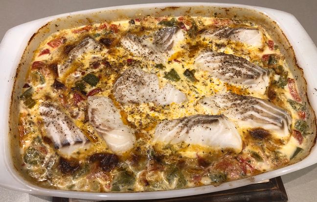 Filets de poissons blancs sur leur lit de poivrons : Recette de Filets ...