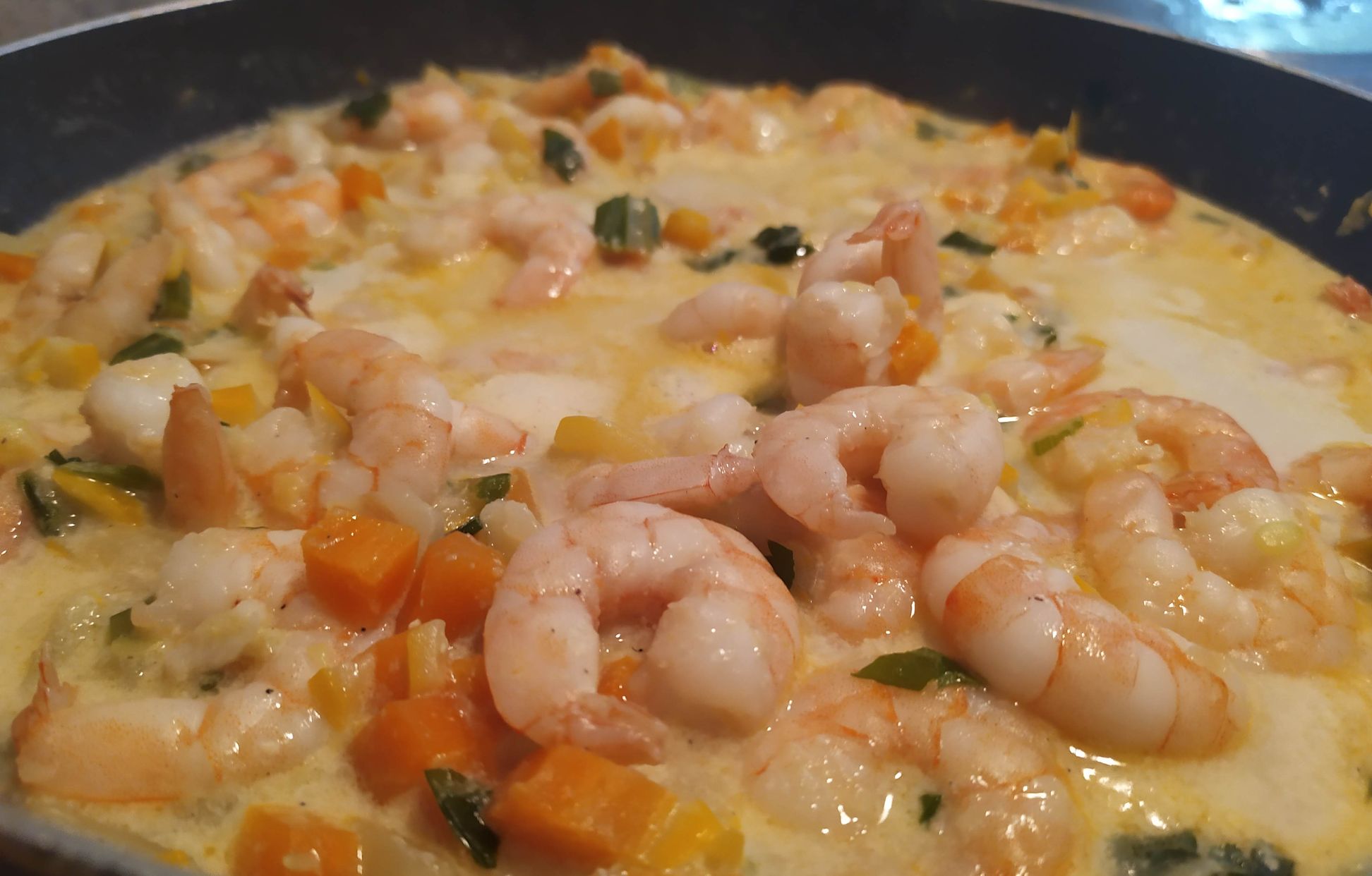 Scampis aux petits légumes : Recette de Scampis aux petits légumes ...