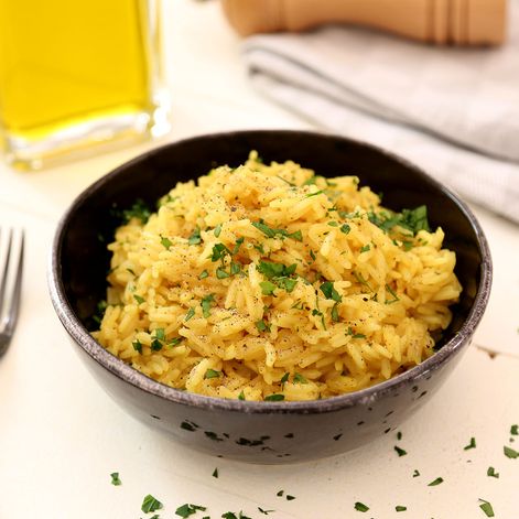 Riz au curry : Recette de Riz au curry - Marmiton