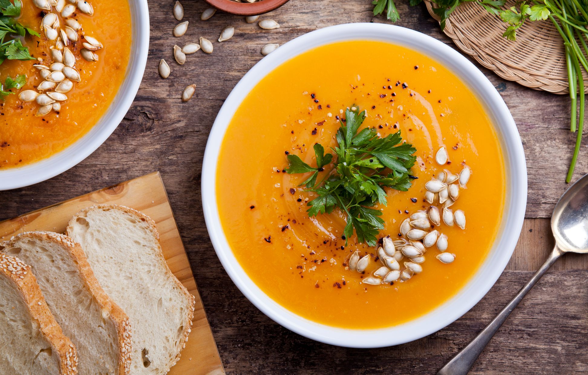 Soupe réconfortante aux légumes d'hiver : Recette de Soupe ...