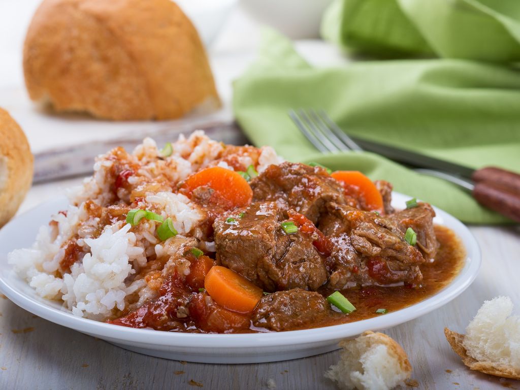Boeuf mijoté aux 3 épices : Recette de Boeuf mijoté aux 3 épices - Marmiton Boeuf mijoté aux 3 épices : Recette de Boeuf mijoté aux 3 épices - Marmiton