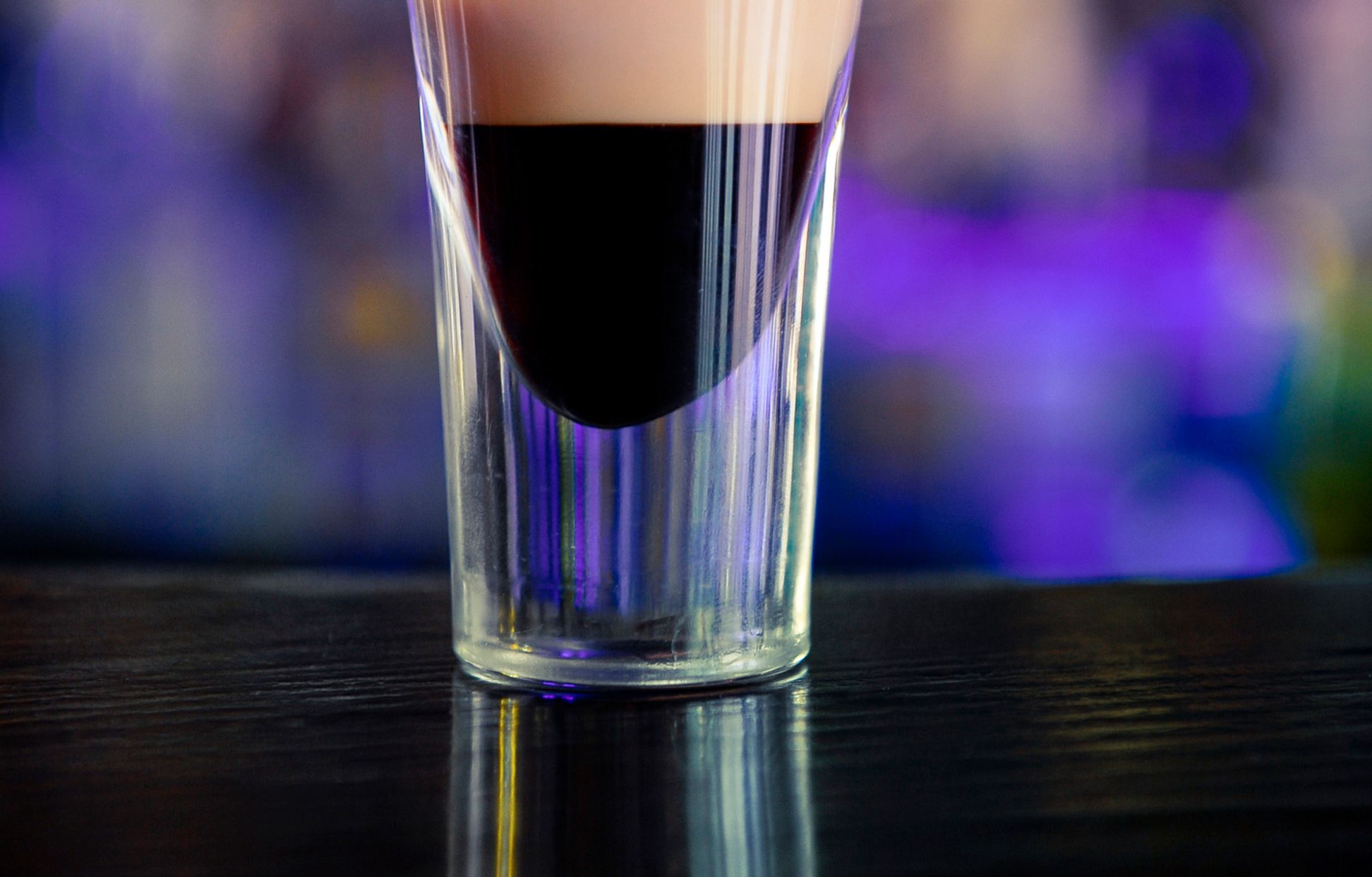 Baby Guinness : Recette de Baby Guinness - 1001Cocktails