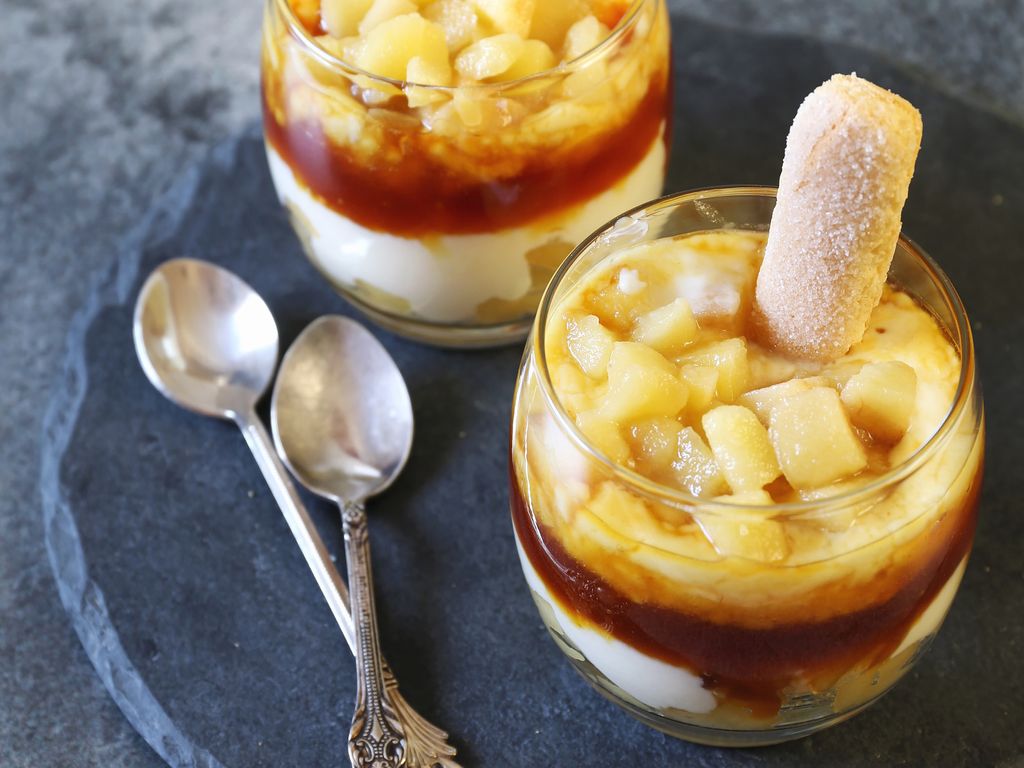 Verrines mascarpone, pommes, caramel : Recette de Verrines mascarpone ...