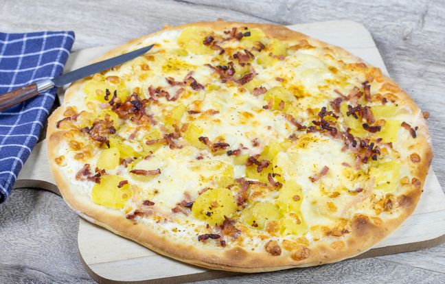pizza à la raclette : Recette de pizza à la raclette - Marmiton