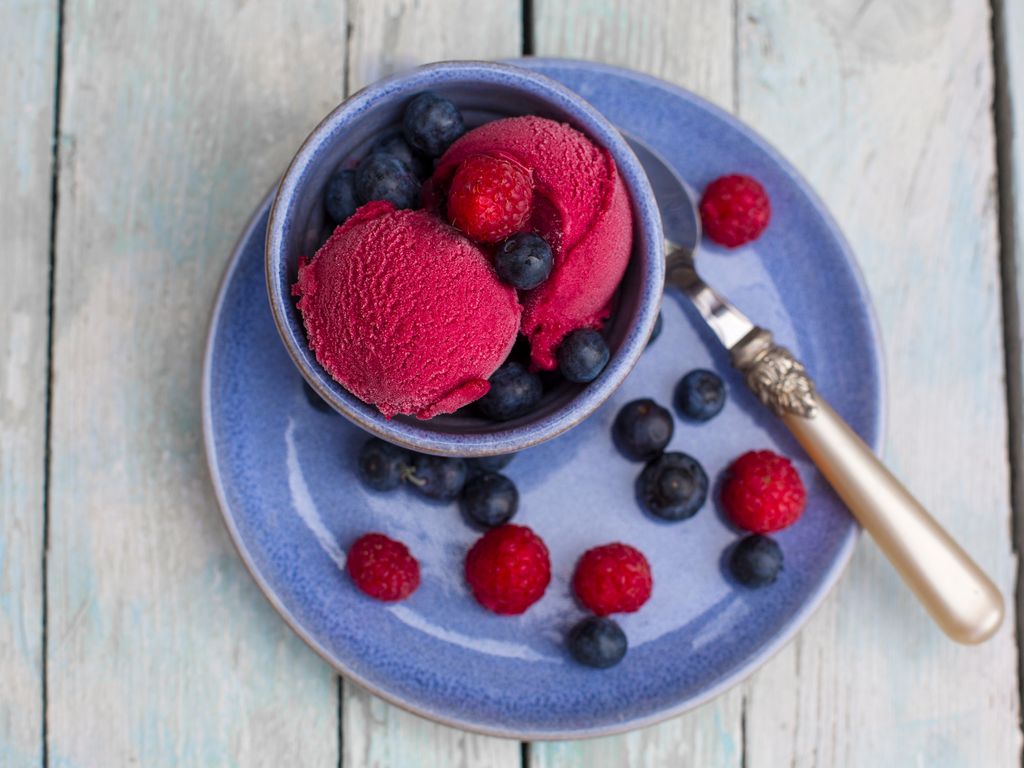 Sorbet aux fruits rouges sans sorbetière : Recette de Sorbet aux fruits ...