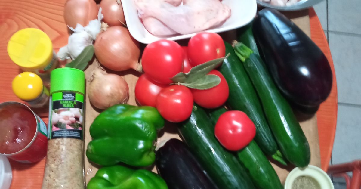 Poulet à la ratatouille basque : recette de Poulet à la ratatouille basque