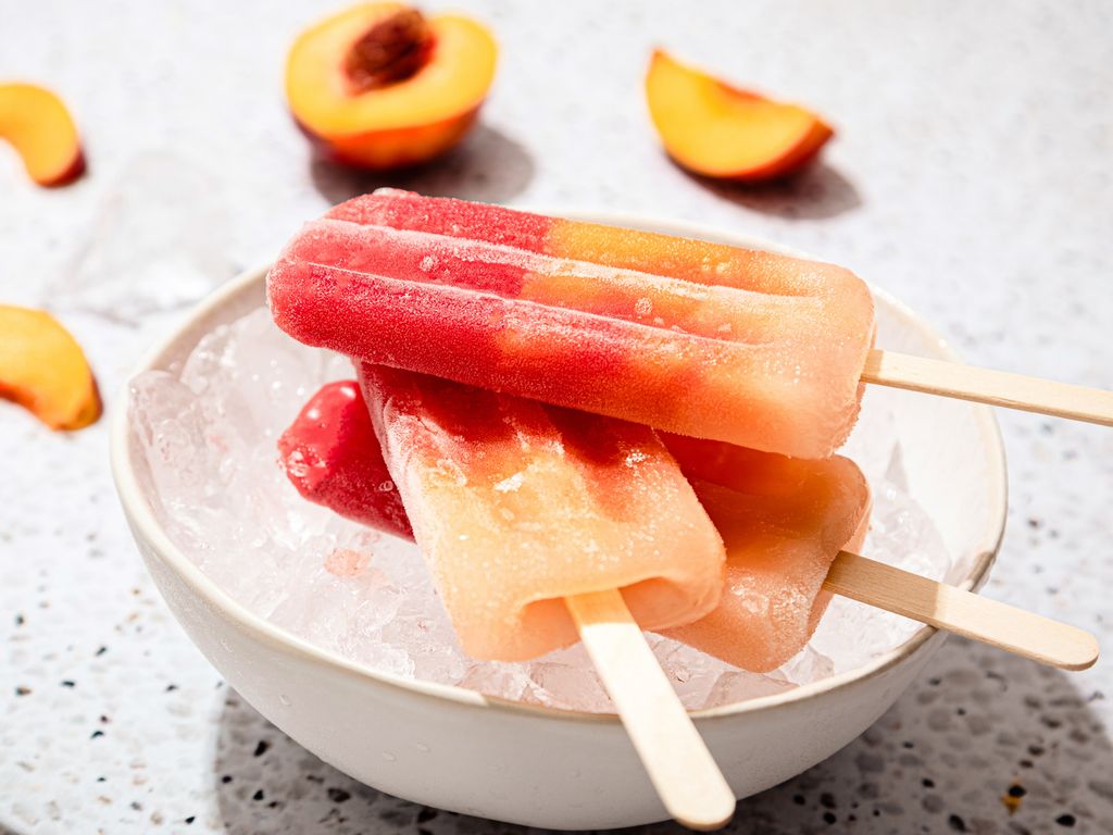 Popsicle fraise pêche : Recette de Popsicle fraise pêche
