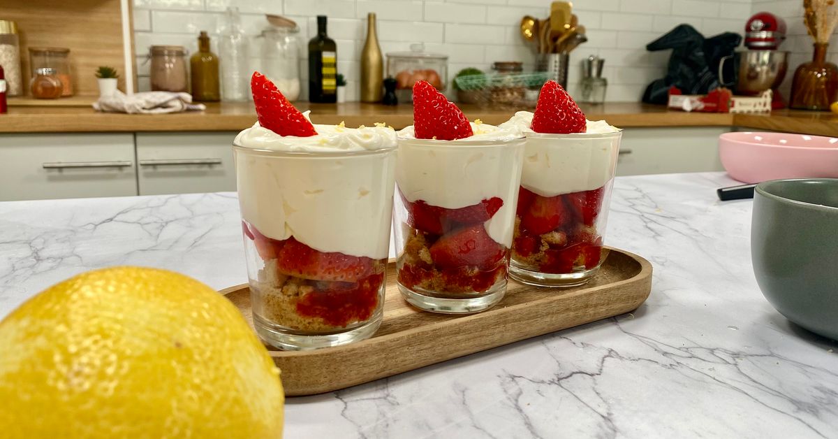 Trifle aux fraises, citron et mascarpone : recette de Trifle aux ...