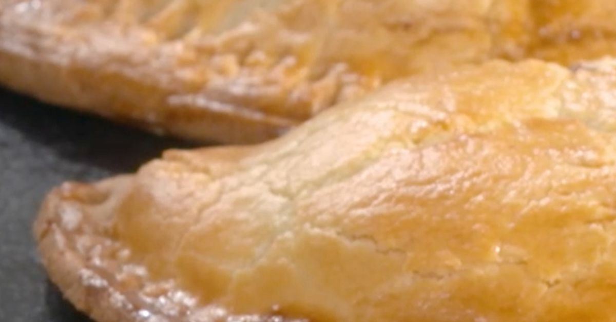 Chaussons aux fruits rouges par Laurent Mariotte : recette de Chaussons ...