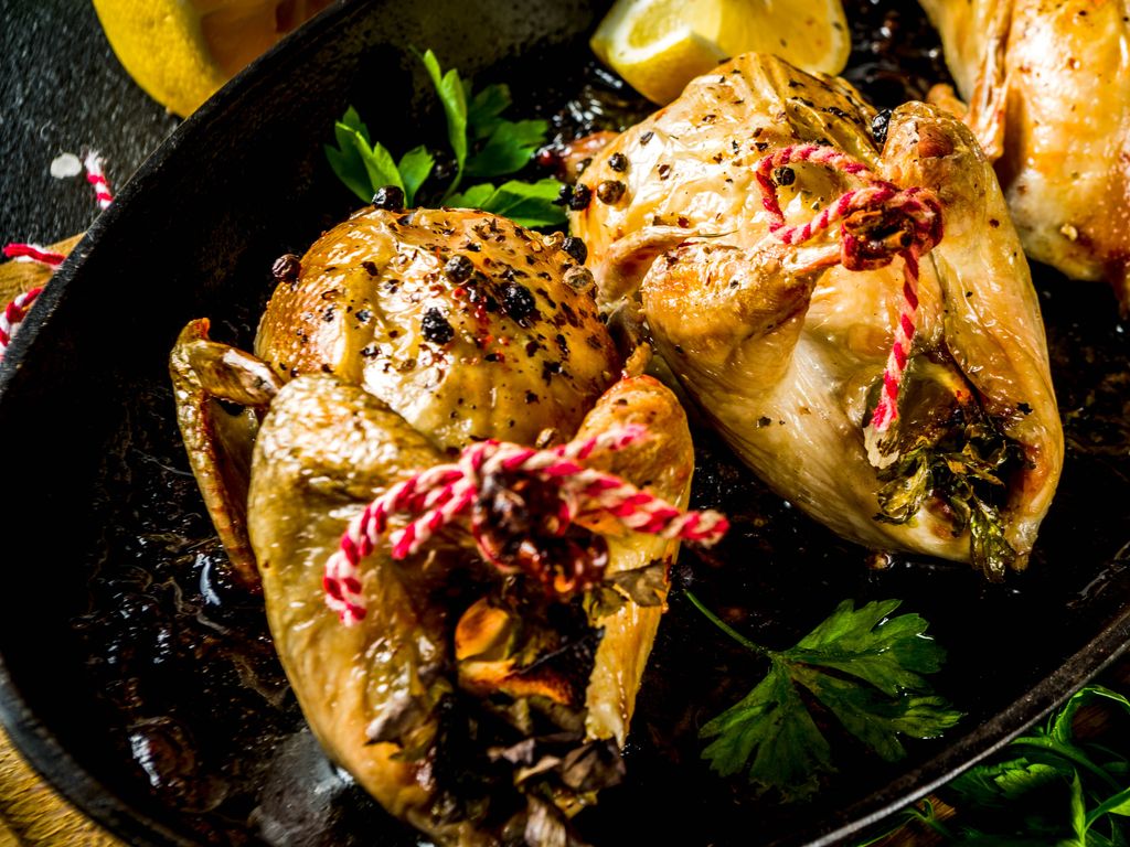 Coquelet farci de Noël, région Occitanie : Recette de Coquelet farci de ...