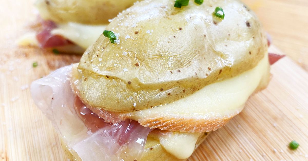Sandwich pommes de terre et Raclette rapide : recette de Sandwich ...