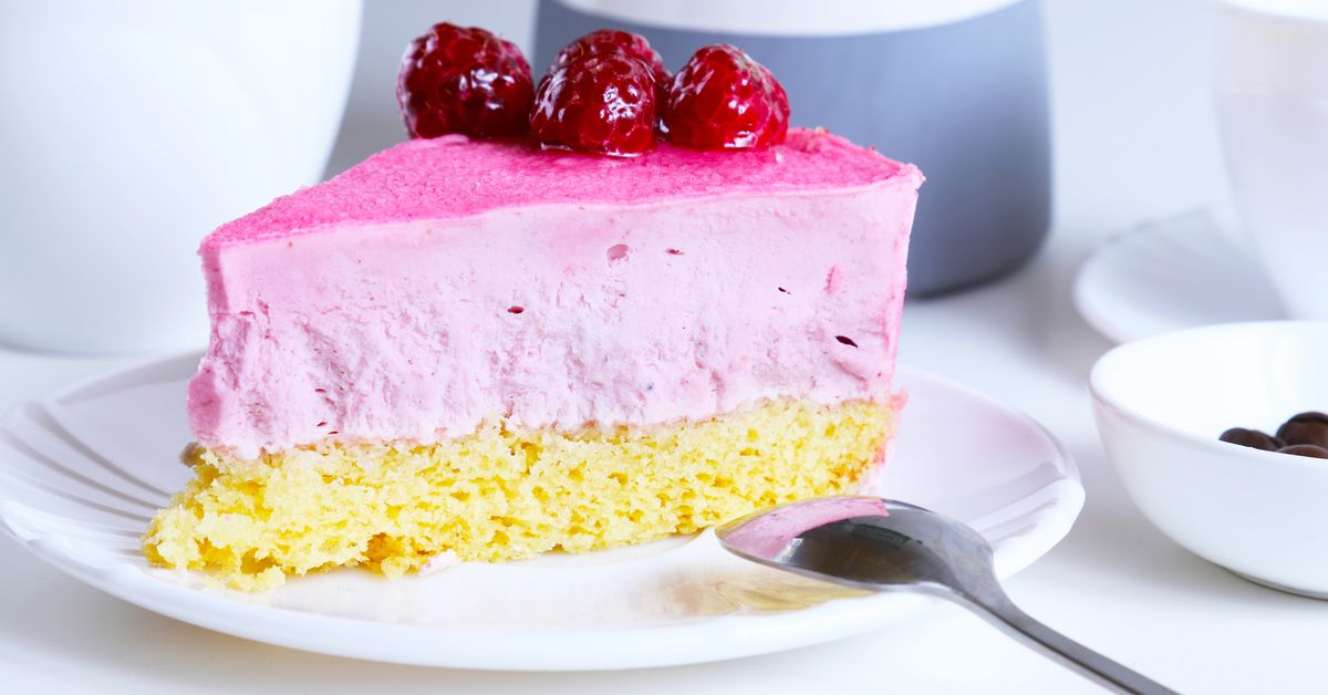 Bavarois de fromage blanc au coulis de fruits rouges : recette de ...