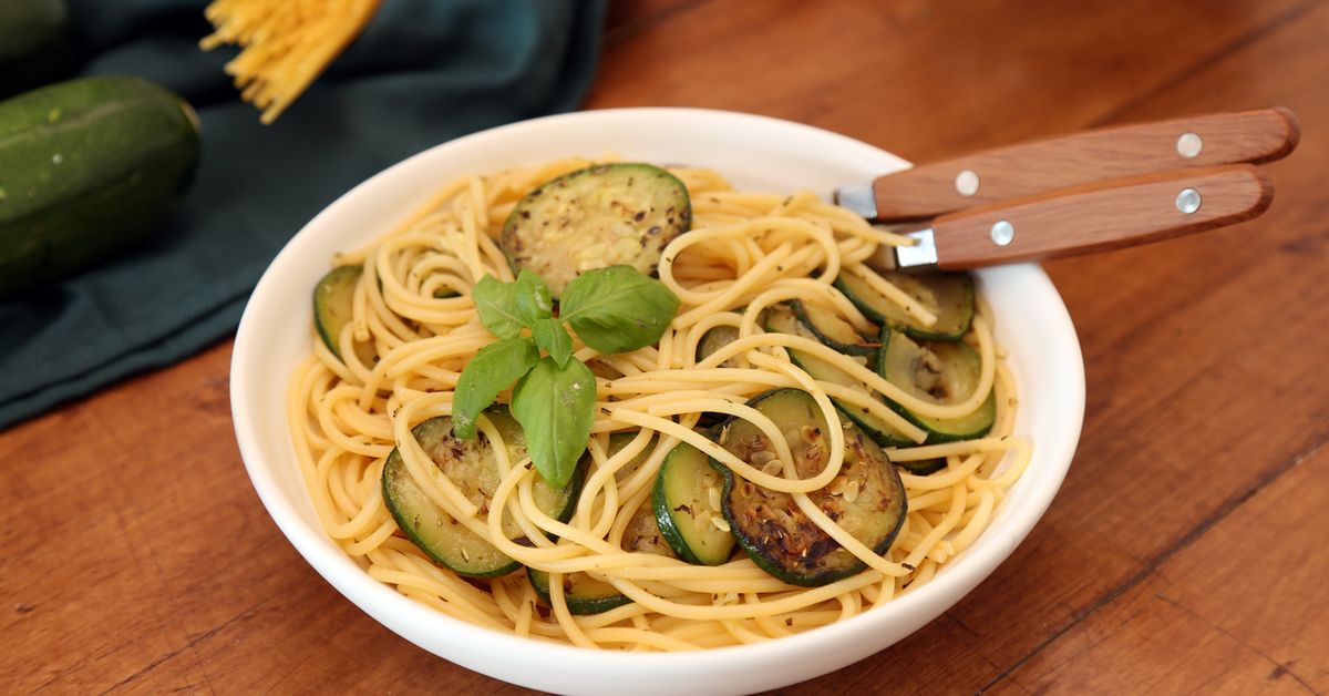 Pâtes à la courgette : recette de Pâtes à la courgette