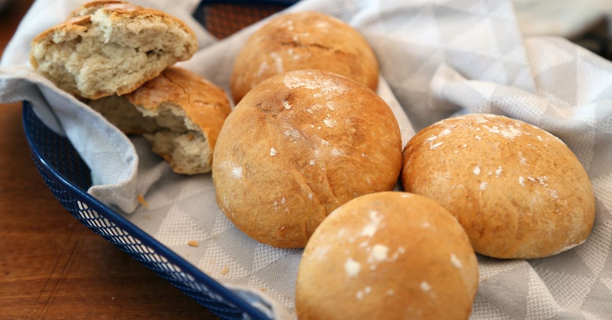 Pains individuels "tradition" : recette de Pains individuels "tradition"