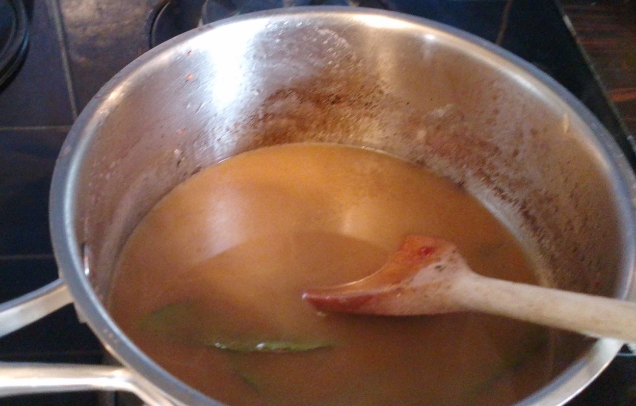 Sauce rouge pour gibier, filet et magret de canard : Recette de Sauce ...