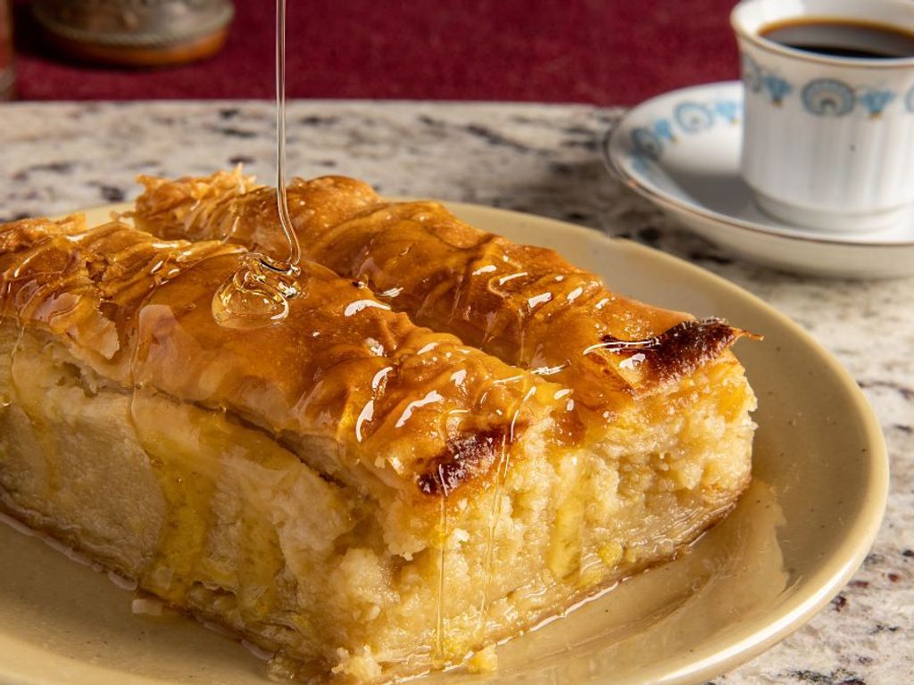 Galaktoboureko (gâteau grec à la semoule) : Recette de Galaktoboureko ...