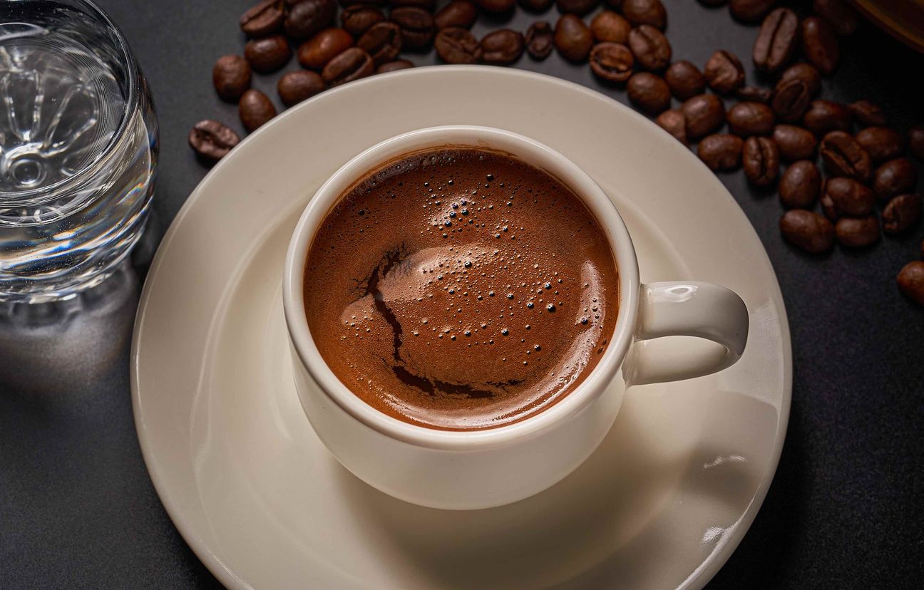 Café turc traditionnel aux épices : Recette de Café turc traditionnel ...
