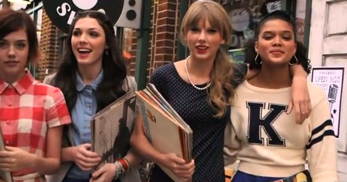 Taylor Swift : Jolie et girly dans la nouvelle campagne Keds (Vidéo)