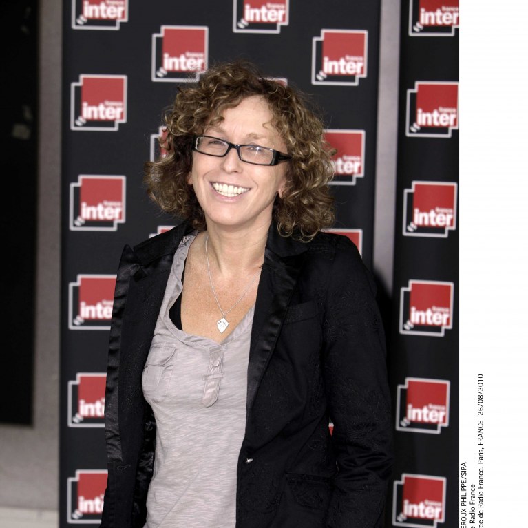 Pascale Clark : Marine Le Pen n'aime pas son "petit air pincé" (Vidéo)