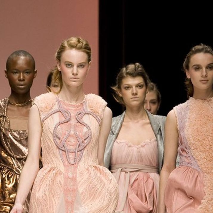 Burberry Prosum - London Fashion Week P/V 2015