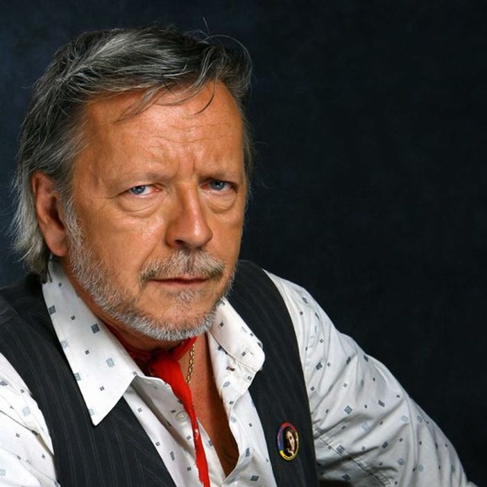 Renaud : tout savoir et l'actualité sur Renaud