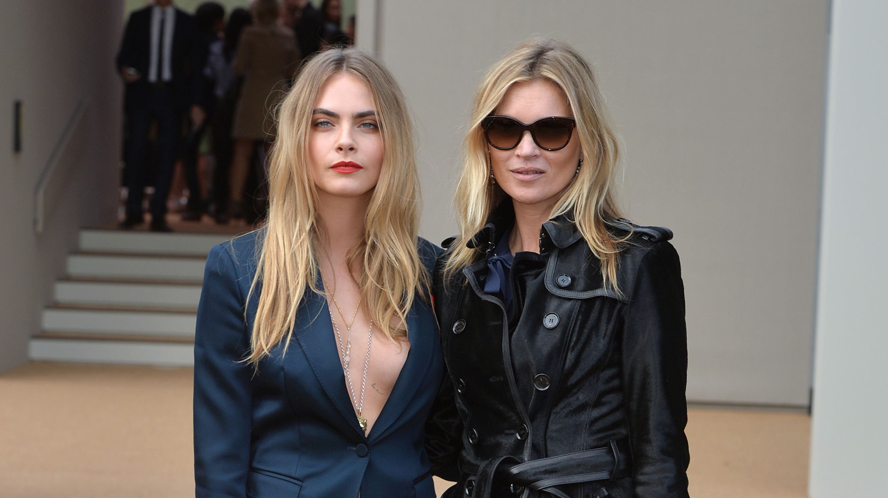 Kate Moss et Cara Delevingne de nouveau réunies pour Burberry (Vidéo)