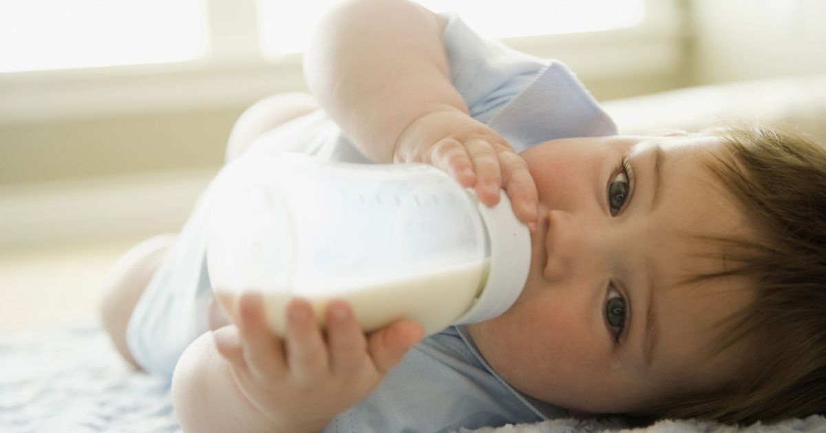 Quel lait infantile choisir pour mon bébé