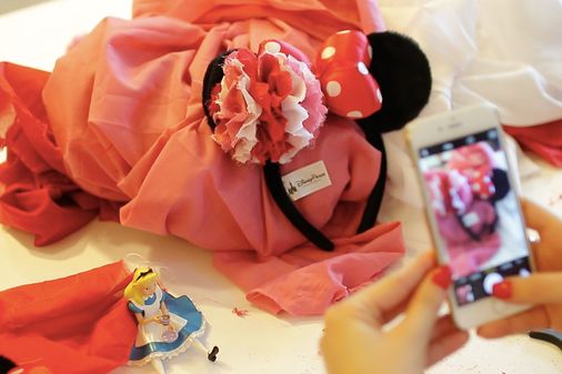 Disneyland Paris : Un DIY pour customiser des oreilles de Minnie