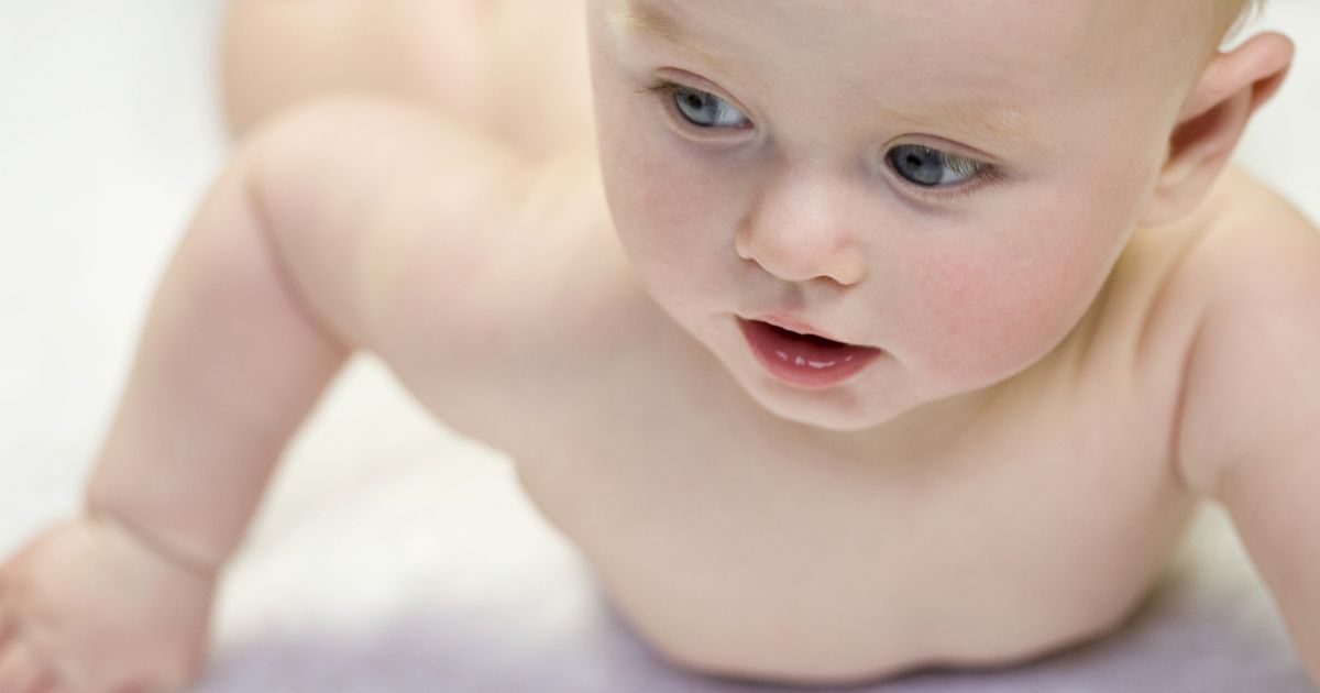 Décalotter bébé, bonne ou mauvaise idée de toucher au prépuce