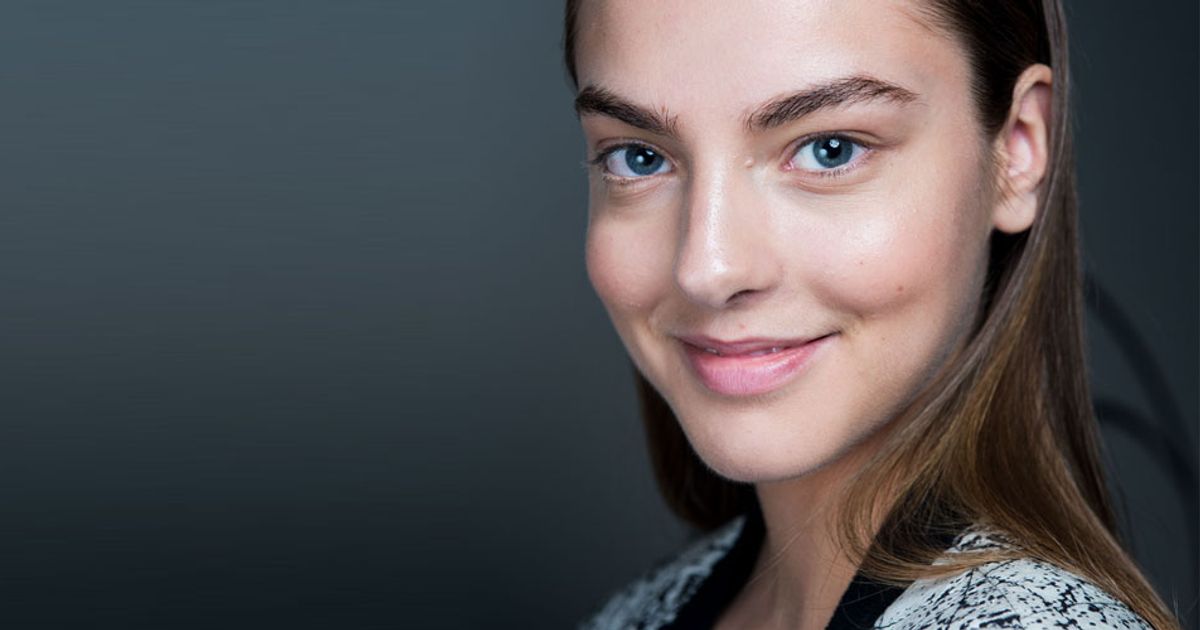 Comment camoufler des rougeurs sur le visage