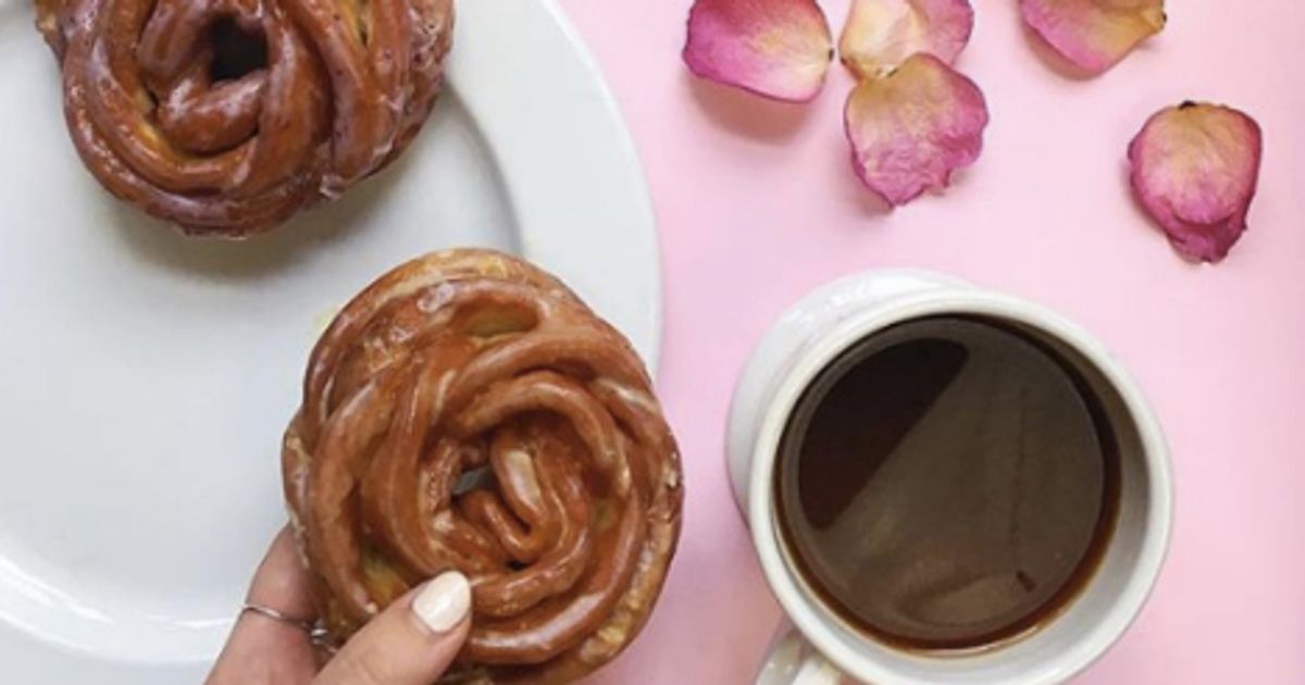 Rose-shaped Doughnuts Are The Summer's Sweetest Treat