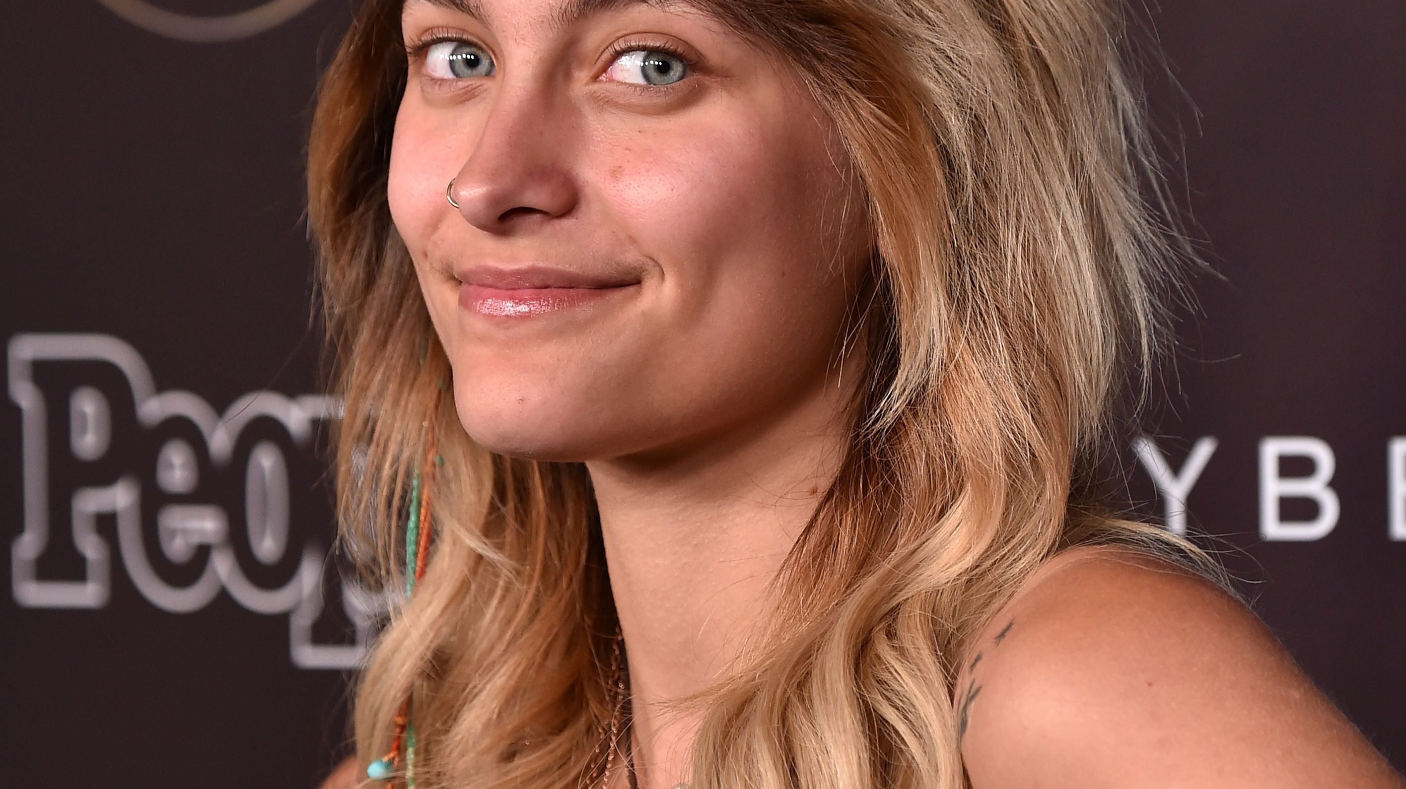 Paris Jackson : sans maquillage elle rayonne à Hollywood (photos)