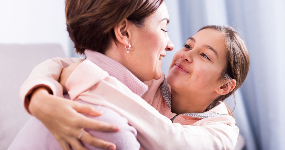 Premières règles : le kit idéal pour préparer sa fille