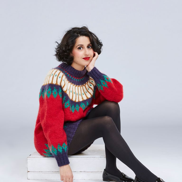 L’humoriste Nadia Roz enflamme la scène avec son nouveau spectacle