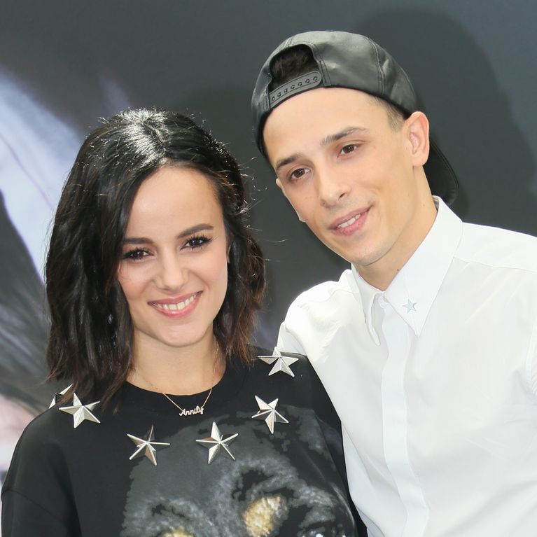 La chanteuse Alizée enceinte de 8 mois dévoile son joli baby bump
