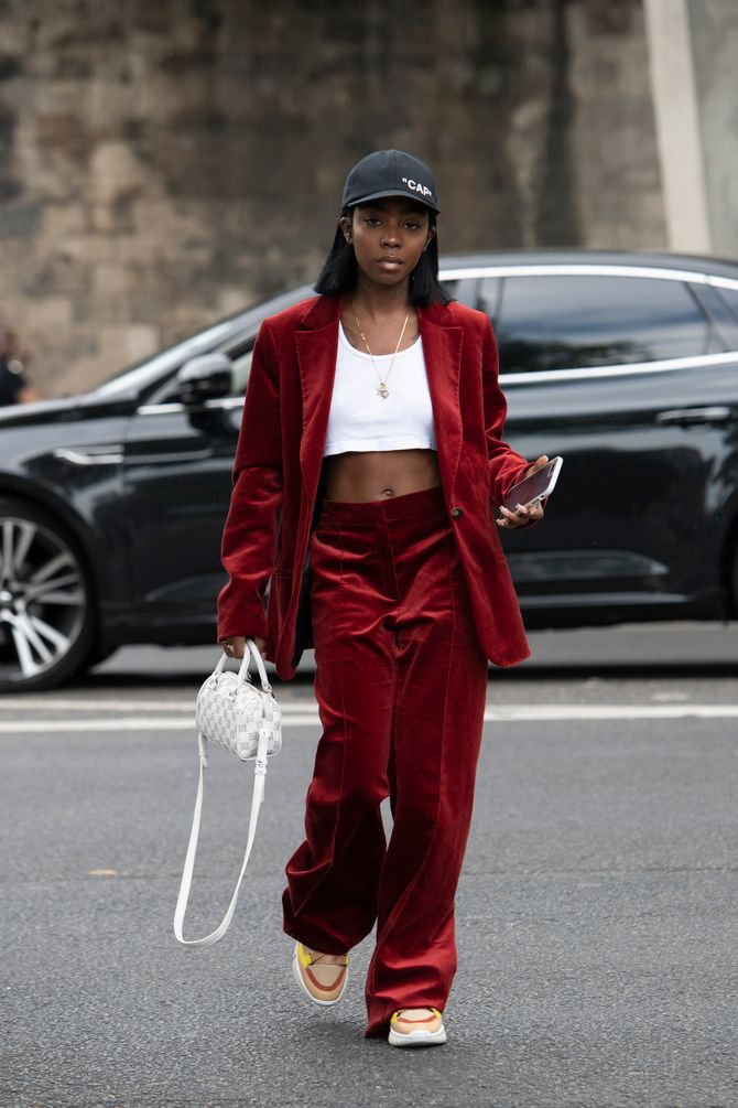 Comment porter le tailleur pantalon