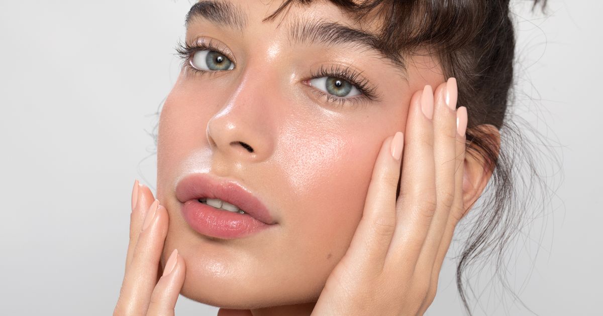 AHA, BHA, PHA : quelles différences entre ces acides exfoliants