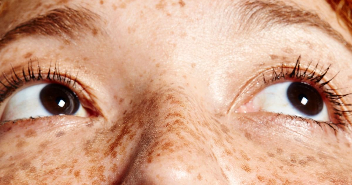 Maquiller des yeux noirs : les couleurs à privilégier