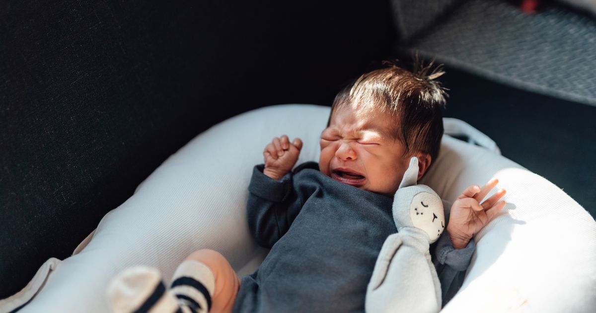 Mon bébé ne fait que pleurer, comment le calmer