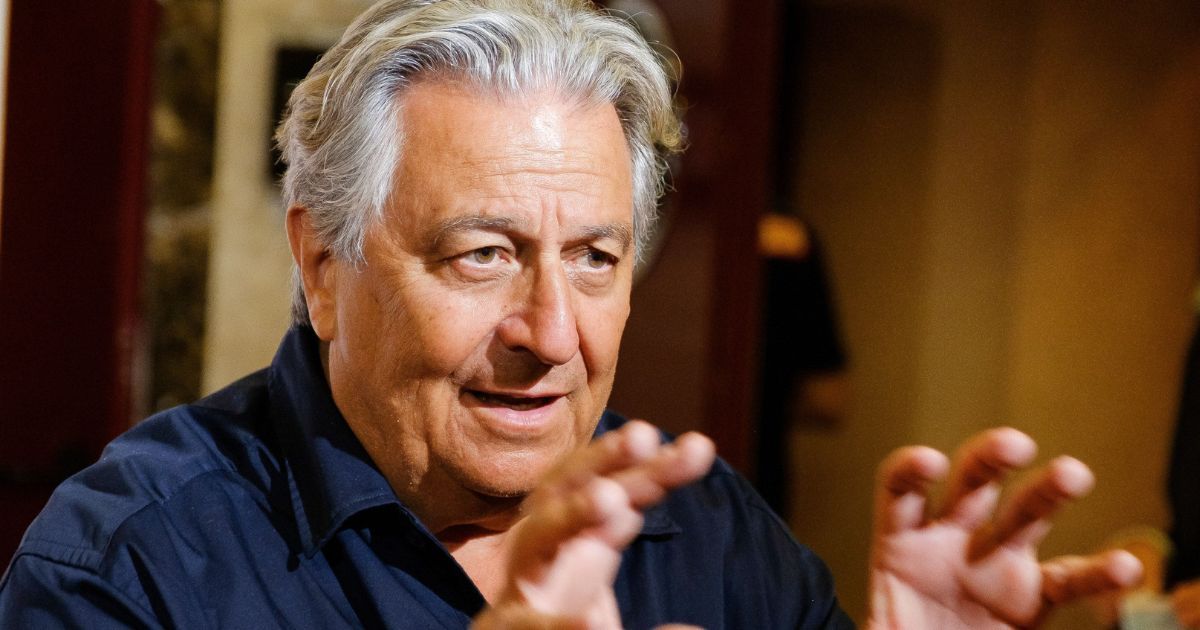 Christian Clavier : ce souvenir qu'il garde en travers de la gorge sur ...