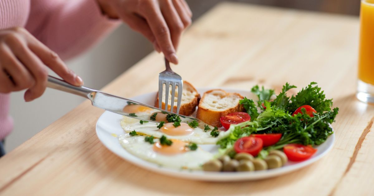 Pourquoi devriez-vous manger plus lentement