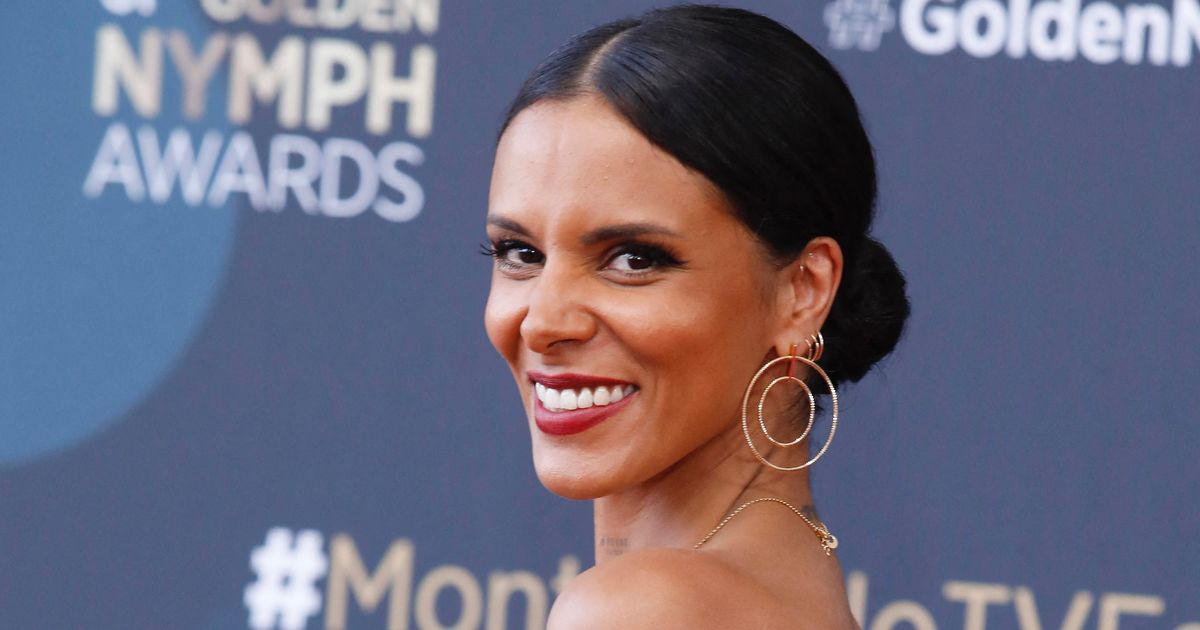 Shy'm "encore célibataire", ses rares confidences sur ses relations