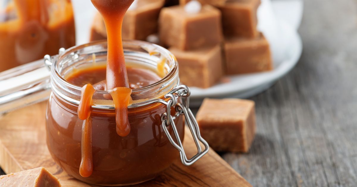 Découvrez comment faire un caramel maison facile et sans sucres ajoutés